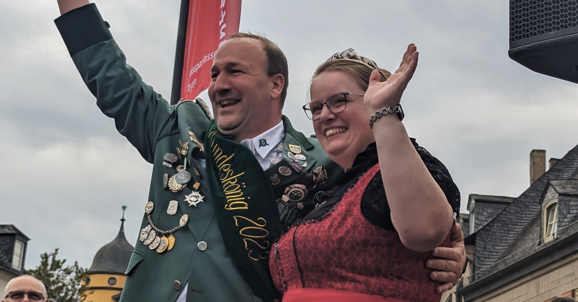 Neue Majestäten proklamiert | BHDS